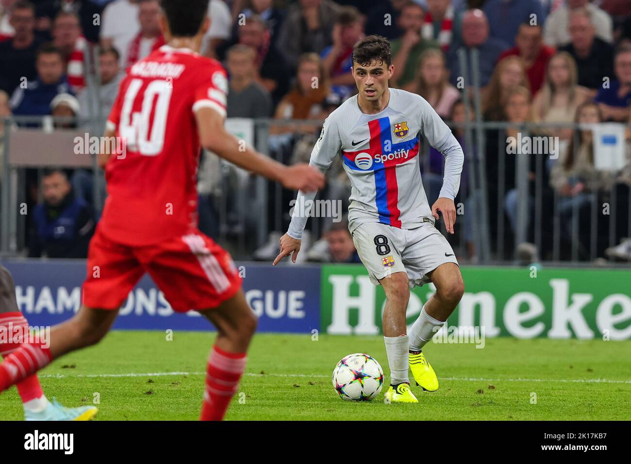 MUNCHEN, GERMANY - SEPTEMBER 13: Pedri of FC Barcelona runs with the ...