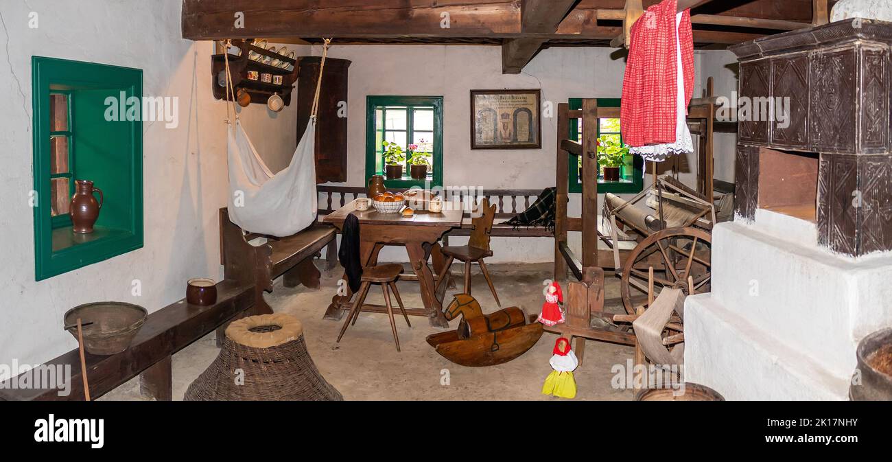 Old cottage interior hi-res stock photography and images - Alamy