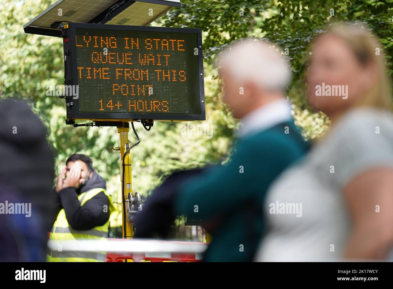 Queue ahead sign hi-res stock photography and images - Alamy