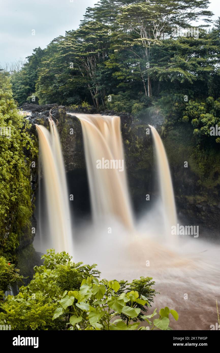 A vertical waterfall shot in Hailo, Hawaii Stock Photo - Alamy