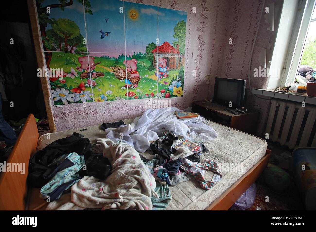 IZIUM, UKRAINE - SEPTEMBER 15, 2022 - A room where Russian occupiers ...
