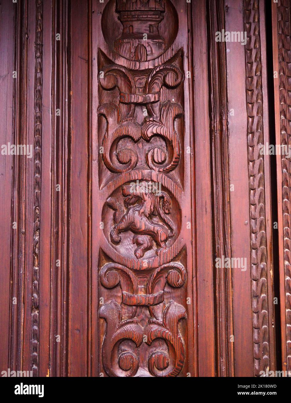 Carving detail on old wooden door Stock Photo - Alamy