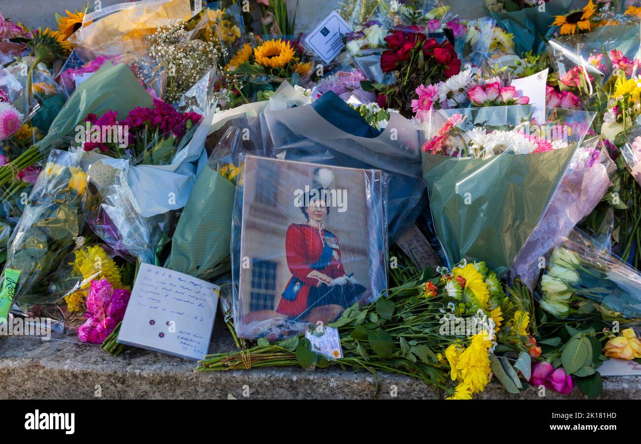 Bournemouth, Dorset UK. 16th September 2022. Poignant messages and ...