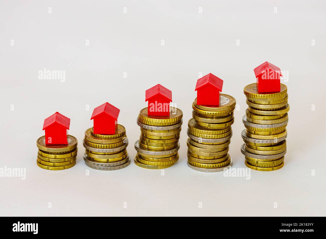 Rising home prices hi-res stock photography and images - Alamy