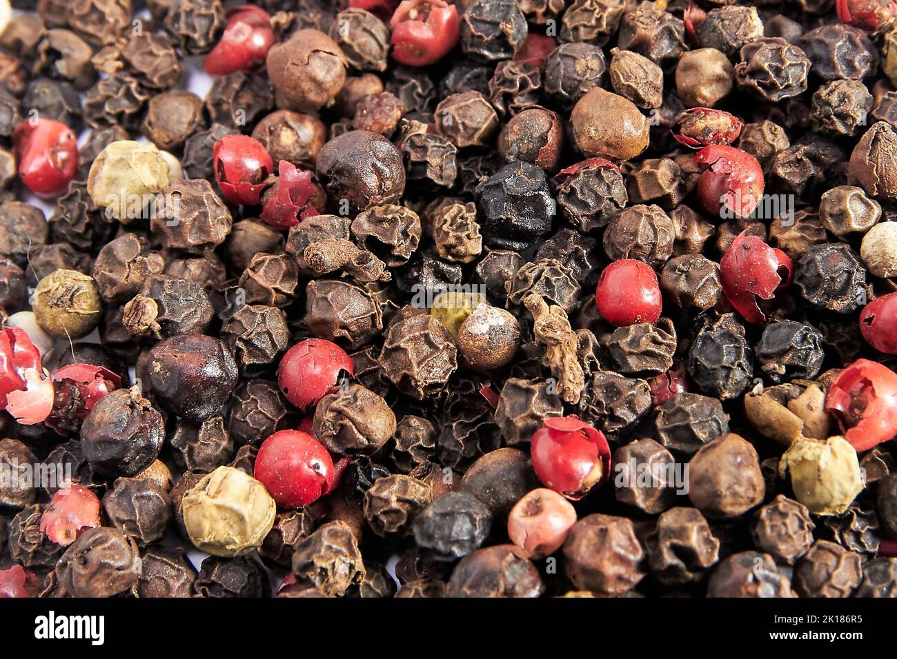 Pepper mixture close-up, top view. Floating focus Stock Photo - Alamy