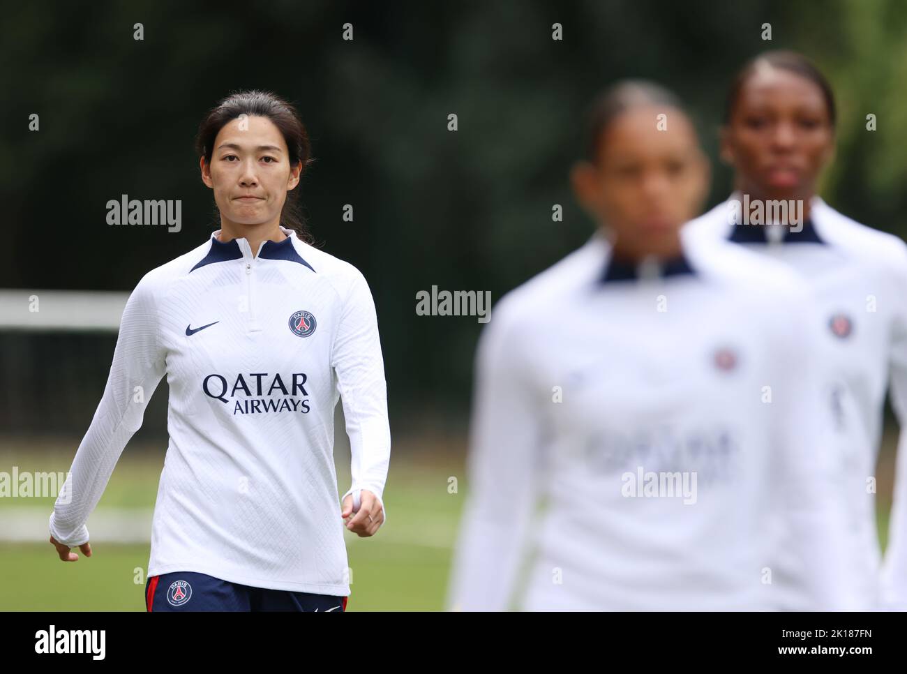 Paris, France. 16th Sep, 2022. Chinese player Yang Lina (L) attends a ...
