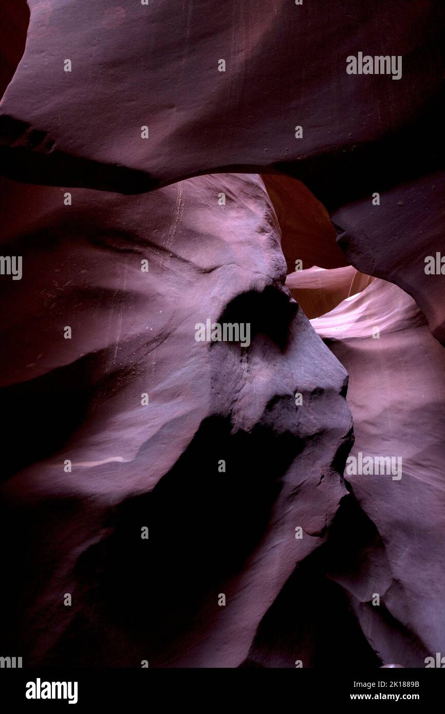 Massive cave formation hi-res stock photography and images - Alamy