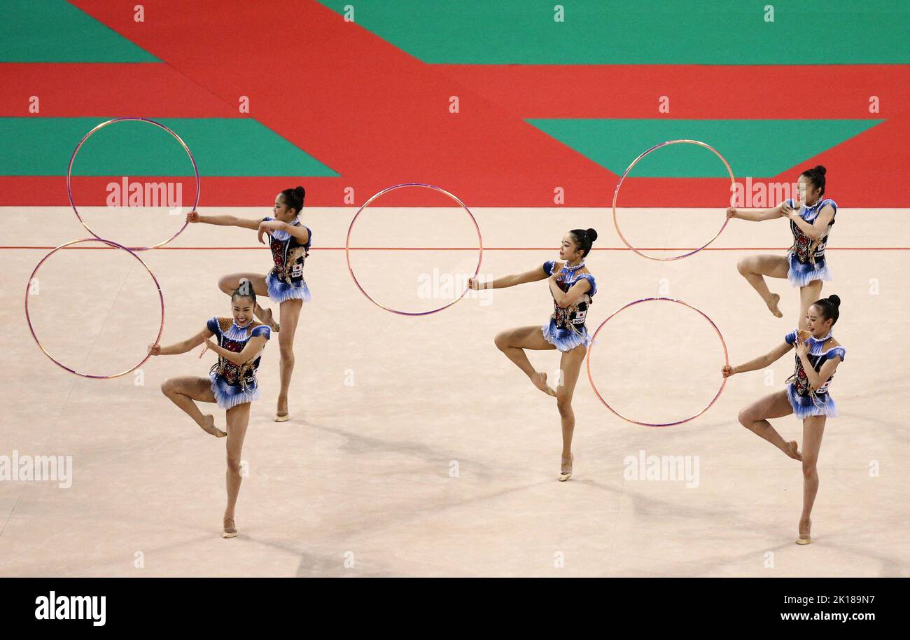 Gymnastics rhythmic gymnastics hi-res stock photography and images - Alamy