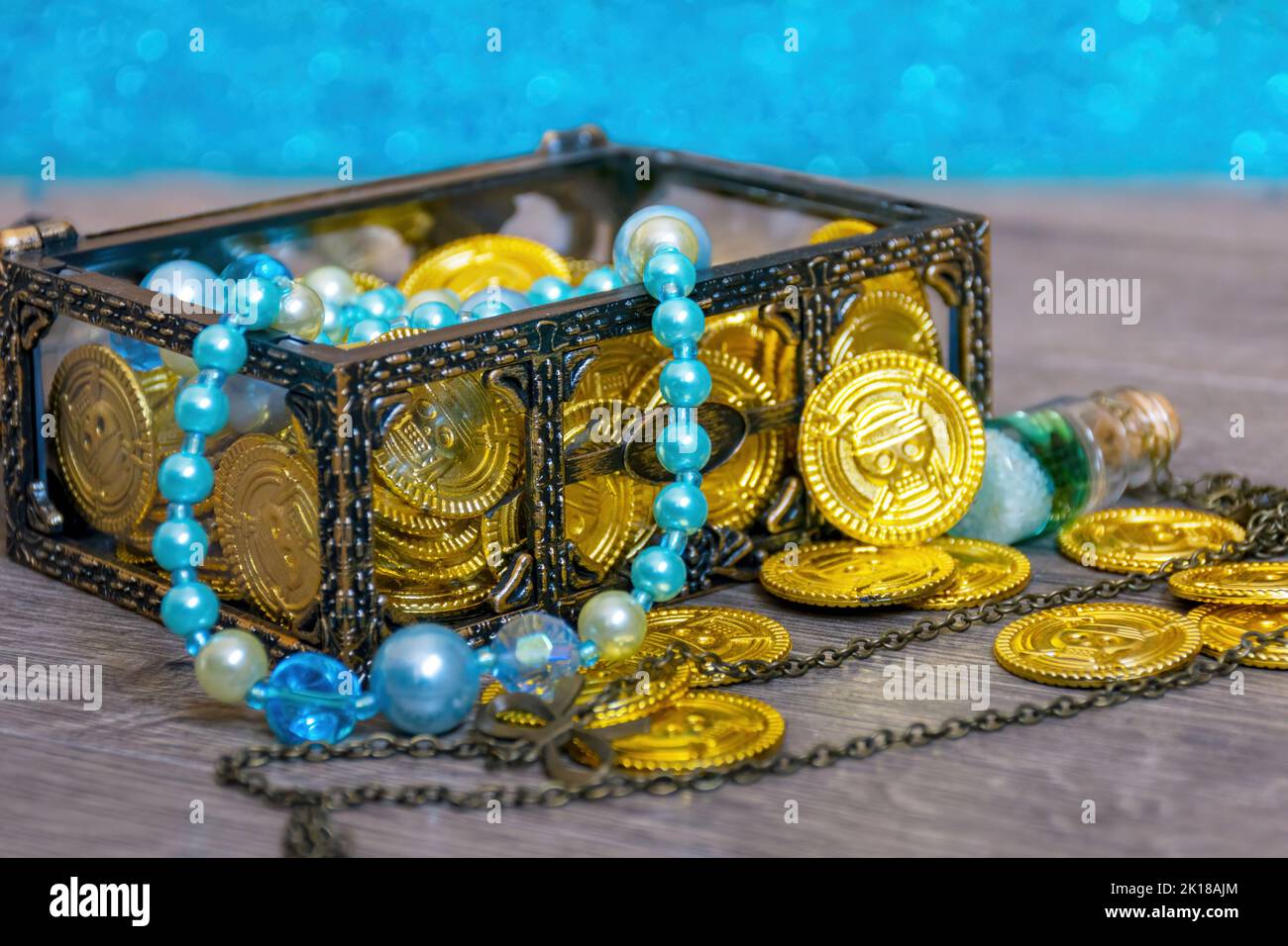 Chest with treasures hi-res stock photography and images - Alamy