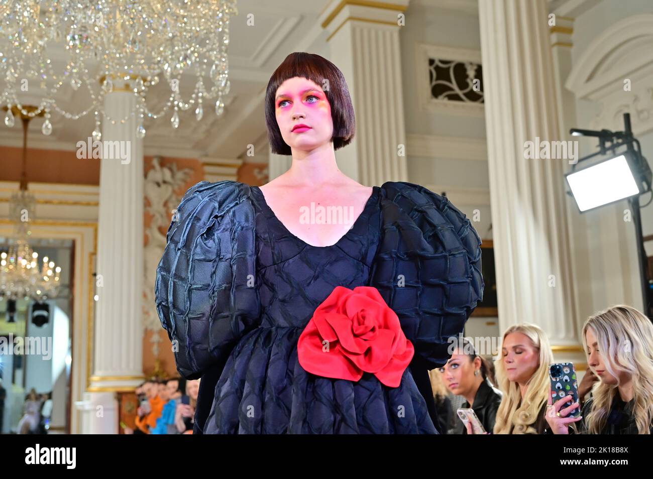 London, UK. 16th Sep, 2022. Paul Costelloe showcases at LFW SE23 at The ...