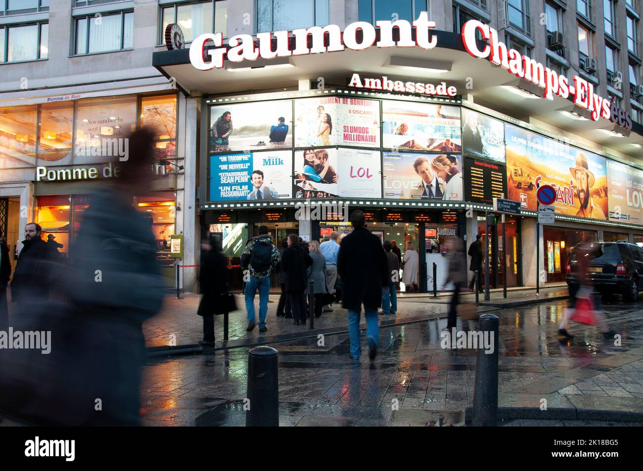 Paris lights dusk french cinema theater hi-res stock photography and ...