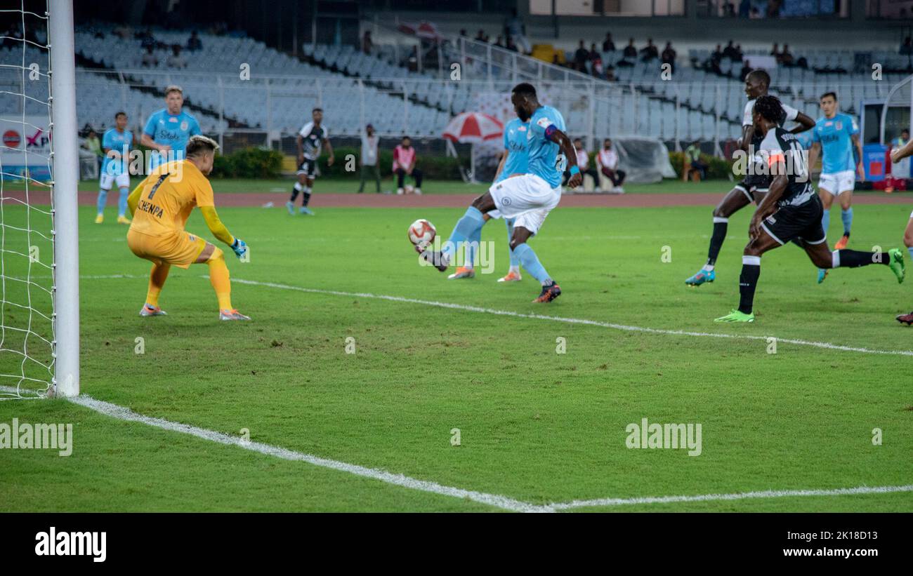 Vivekananda yuva bharati stadium hi-res stock photography and images ...