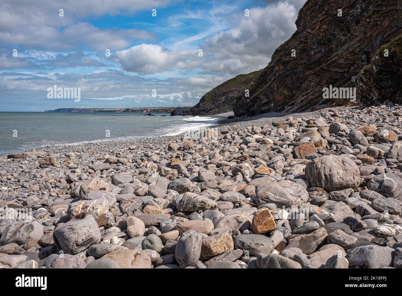 Cornish pebble beach in South West England, UK Stock Photo - Alamy