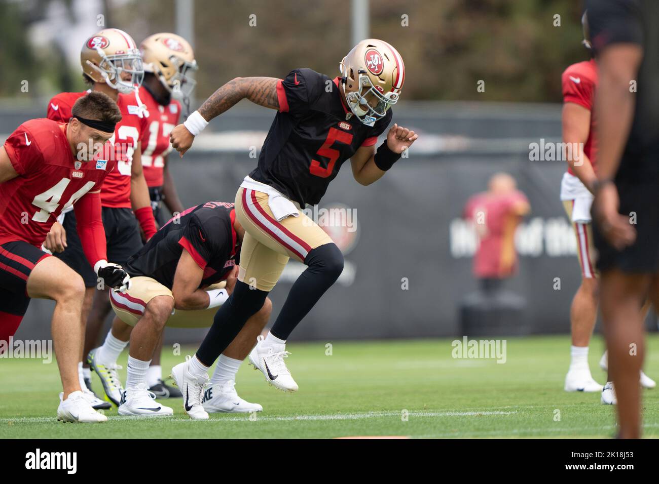 Sep 15, 2022; Santa Clara, California, USA; San Francisco 49ers ...