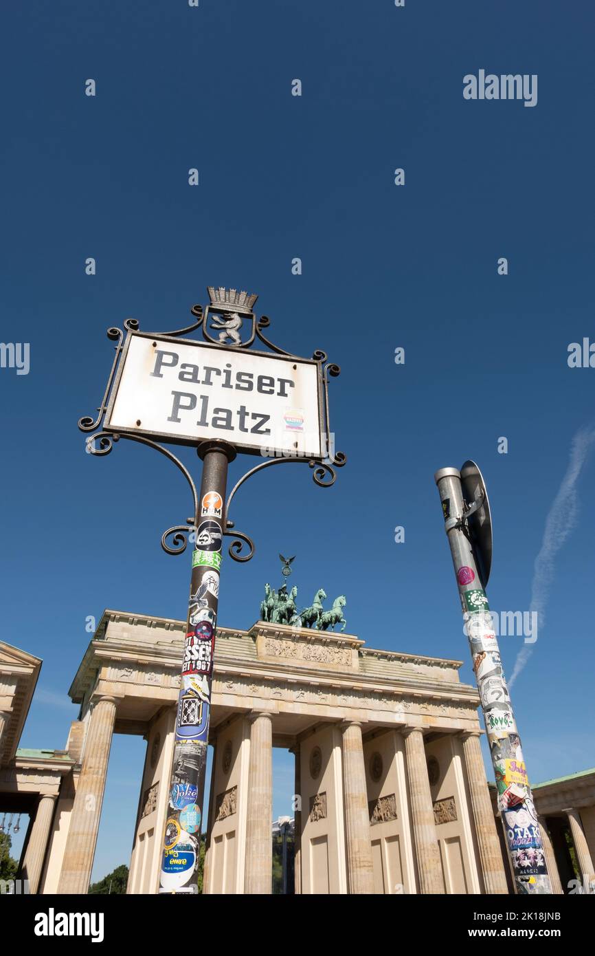 Brandenburger Tor (Brandenburg Gate). Neoclassical, 18th-century, built ...