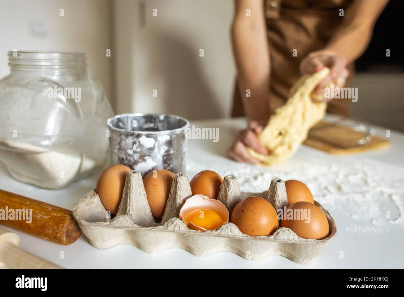 Female chef prepares pasta hi-res stock photography and images - Alamy