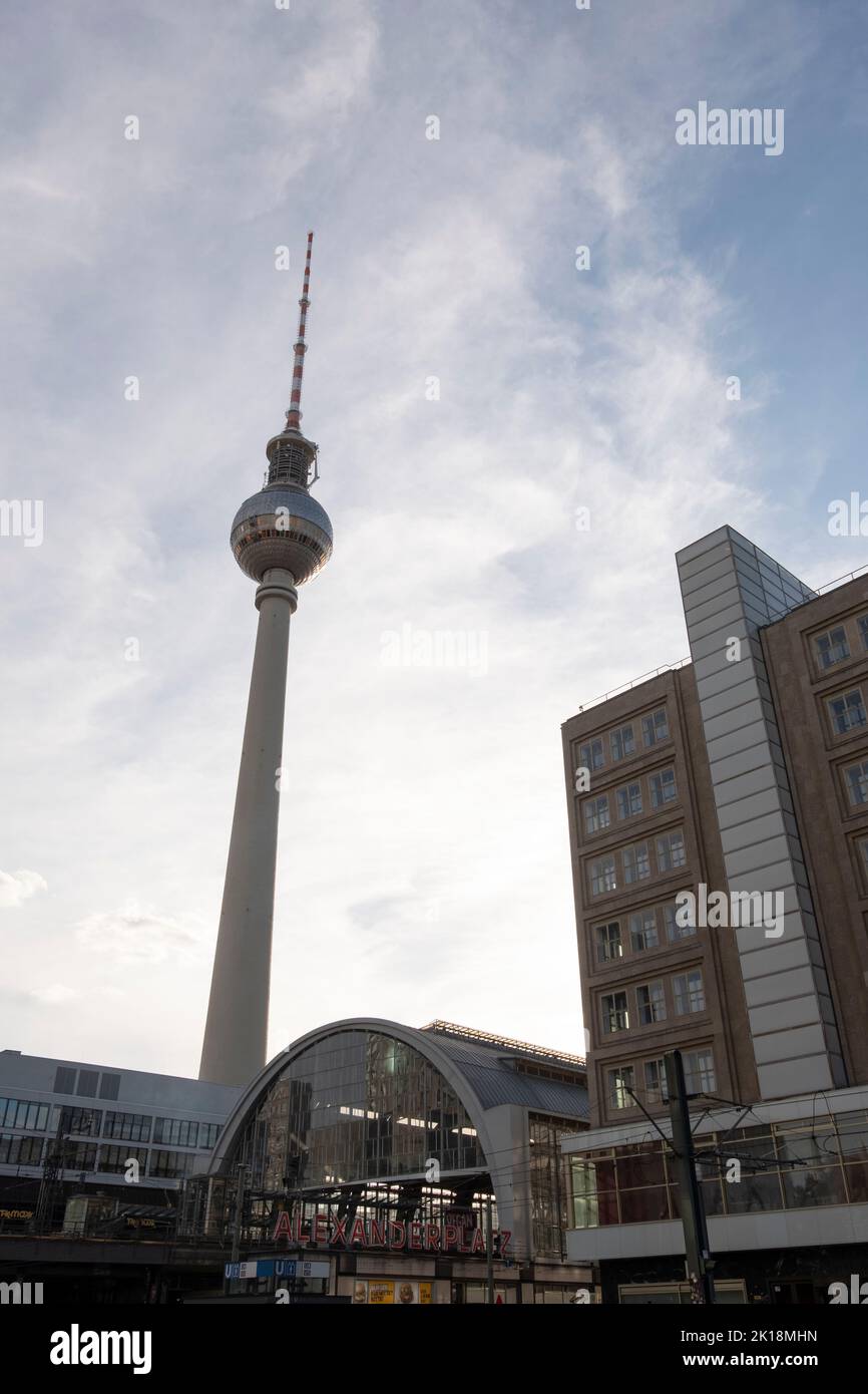 Berliner Fernsehturm (Berlin TV tower). Construction 1965-1969 by the ...