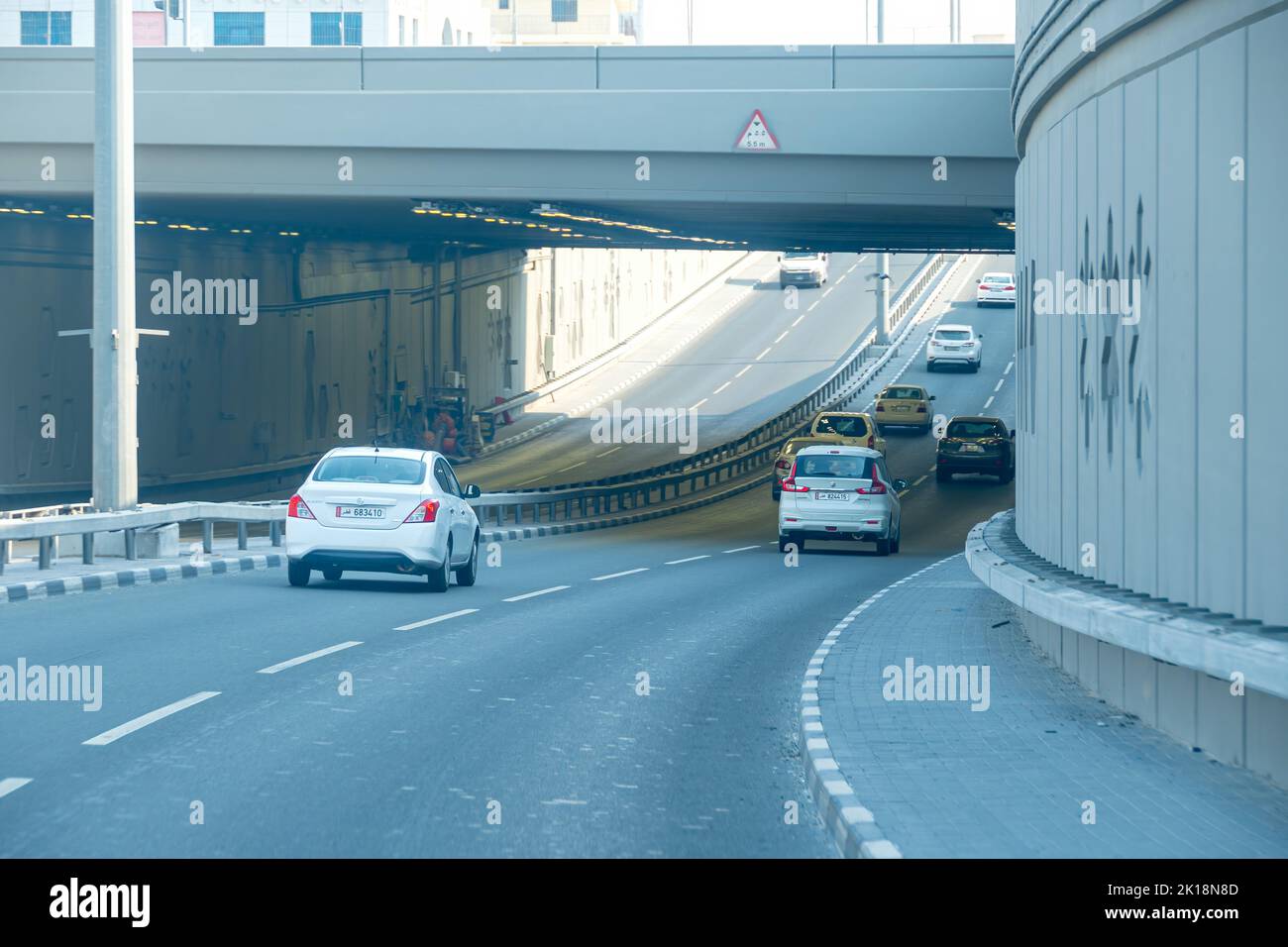 Road traffic at financial centre in Doha - Beautification of Doha roads ...