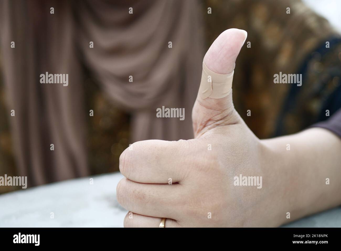 Apply adhesive hi-res stock photography and images - Alamy