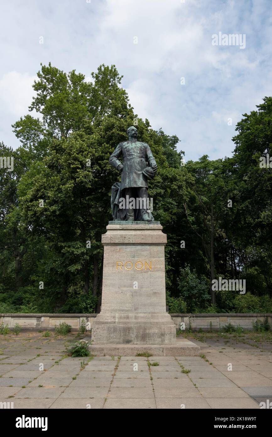 Statue of Albrecht von Roon. By Harro Magnusson, 1904. Tiergarten ...