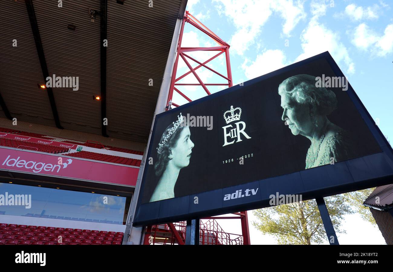 Queen elizabeth signage hi-res stock photography and images - Alamy