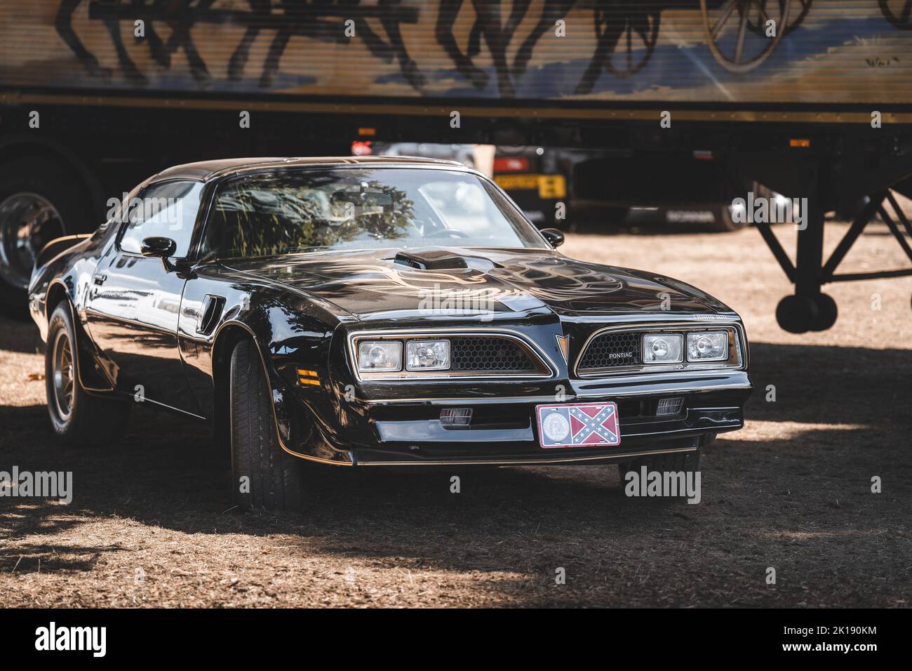 Trans am black gold hi-res stock photography and images - Alamy