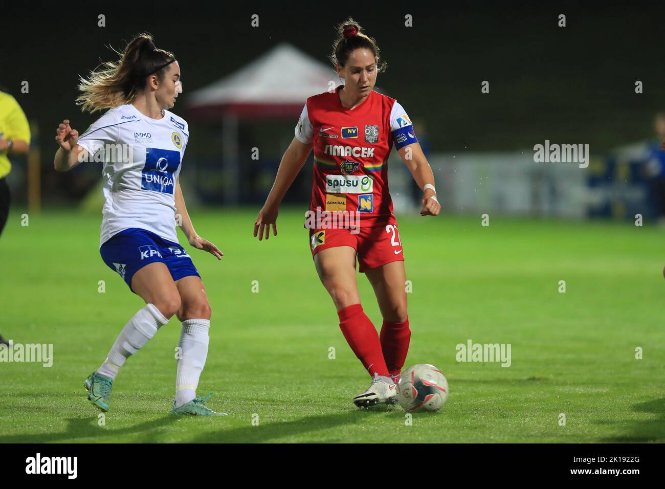 First vienna fc frauen hi-res stock photography and images - Alamy