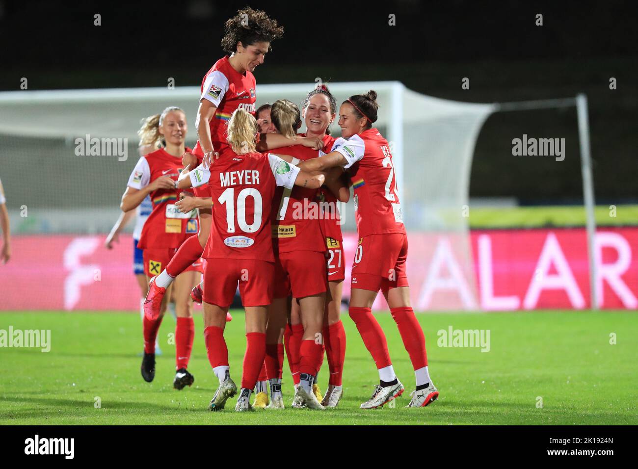 First vienna fc frauen hi-res stock photography and images - Alamy