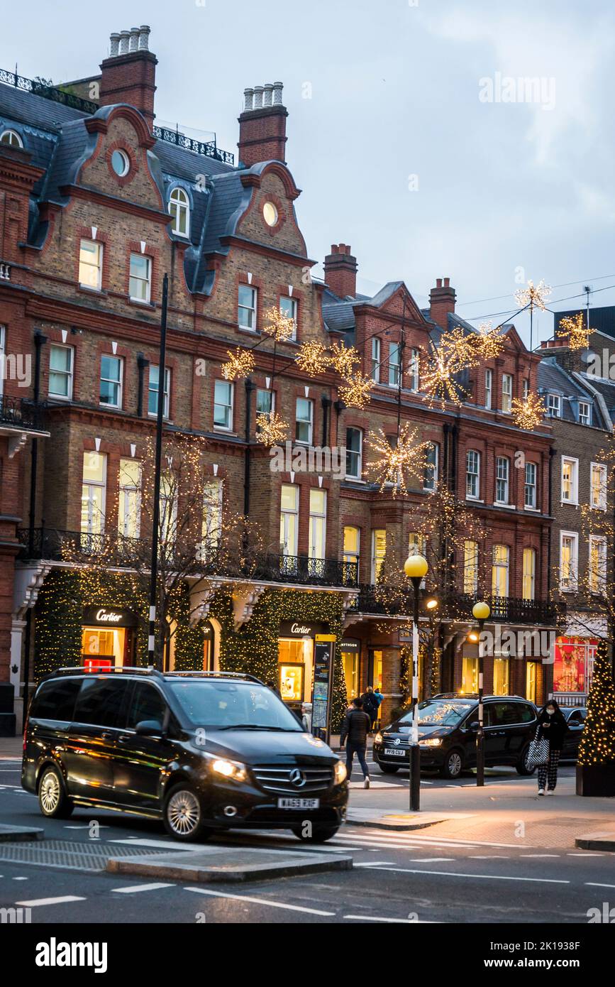 Sloane Street decorated with Christmas lights, Chelsea, London, England ...