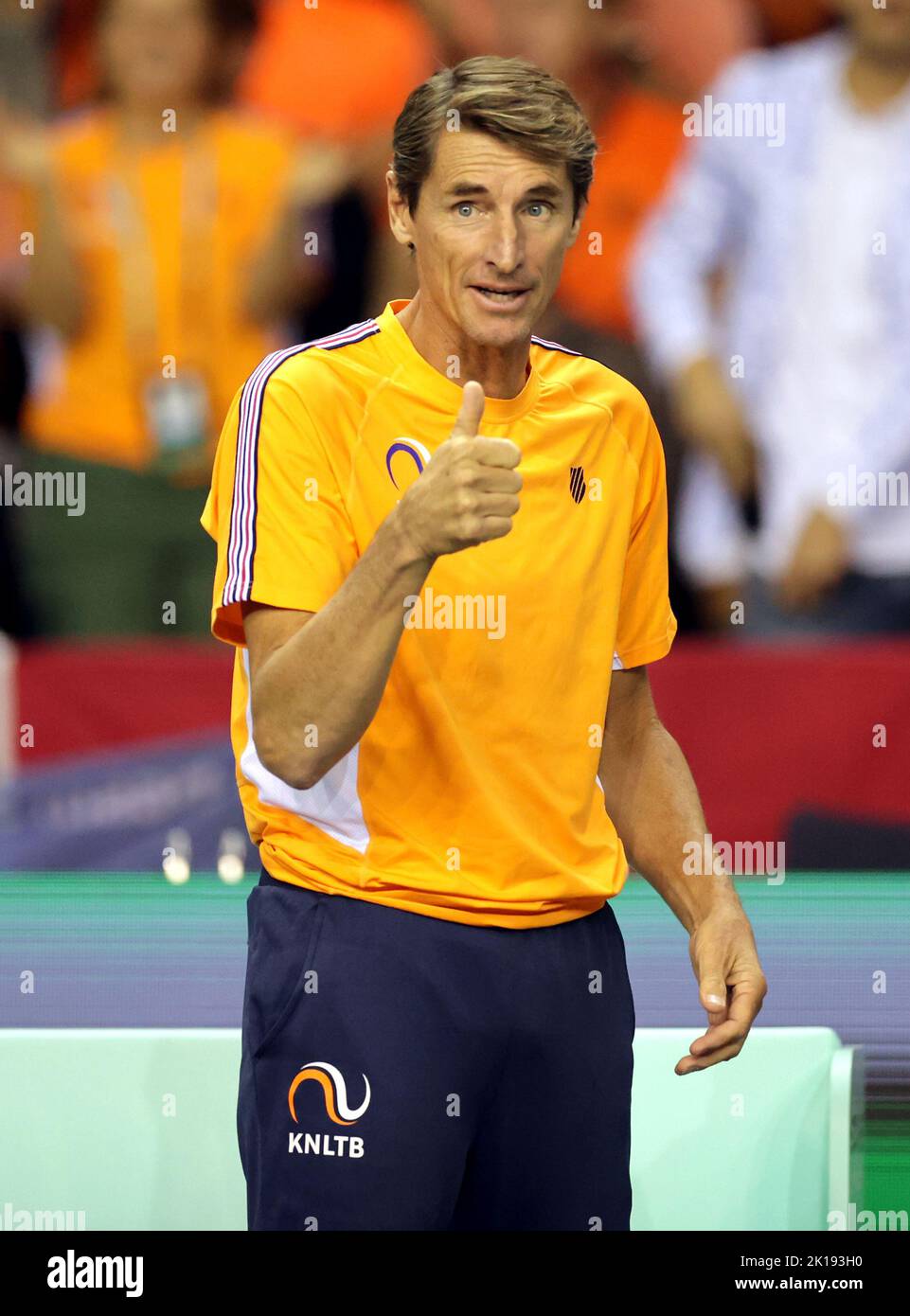 Paul davis coach hi-res stock photography and images - Alamy