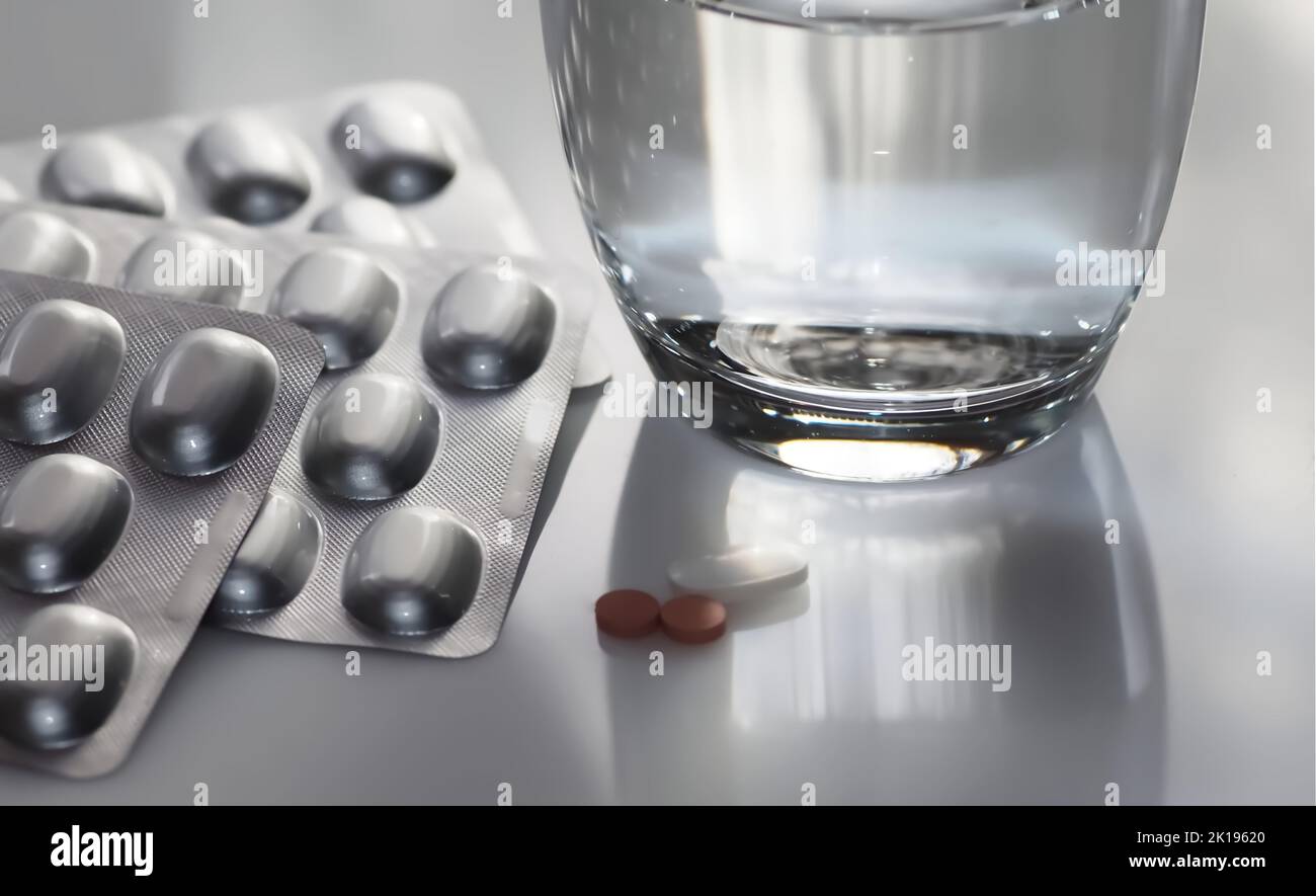 Silver blisters contain medicine pills Stock Photo - Alamy