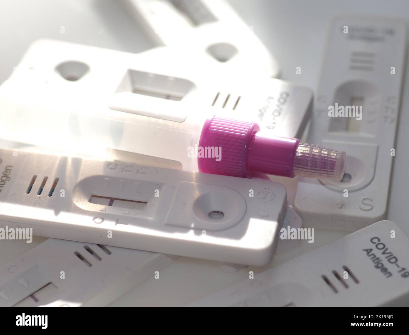 Covid rapid hi-res stock photography and images - Alamy