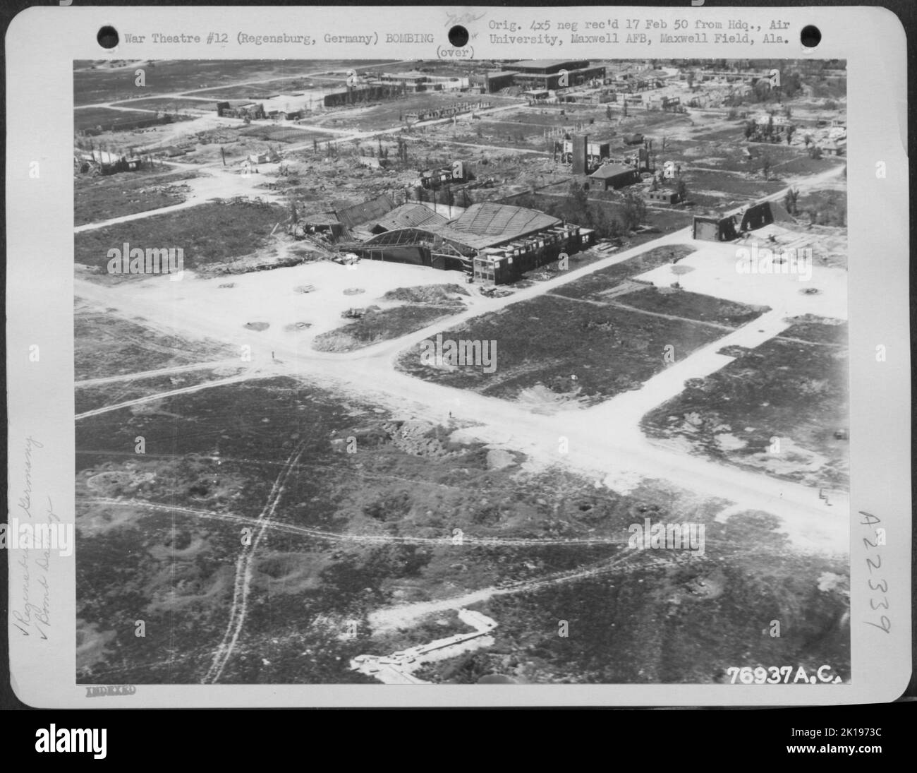 Ww2 factory aerial hi-res stock photography and images - Alamy