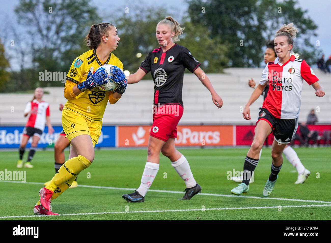 Rotterdam - Excelsior V1 goalkeeper Isa Pothof during the match between ...