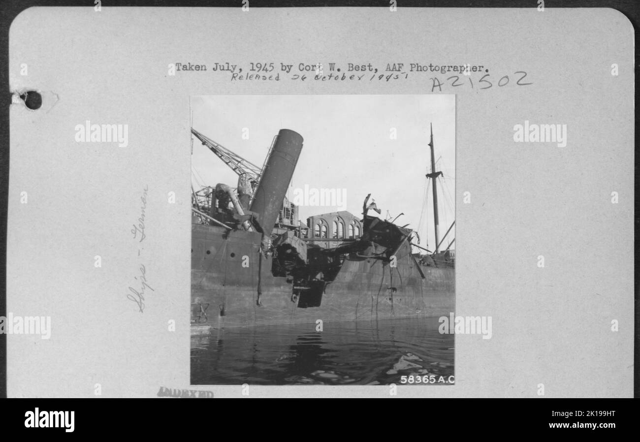 Two ton Black and White Stock Photos & Images - Alamy