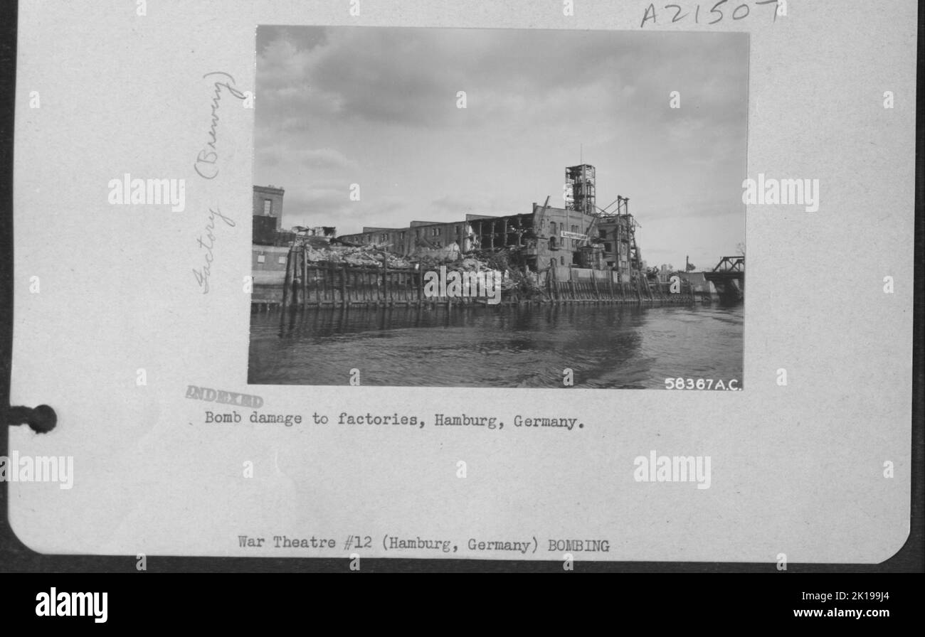 Hamburg bombing ww2 hi-res stock photography and images - Alamy