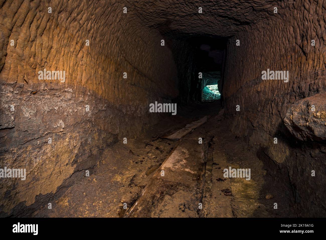 Exploring a experimental mine deep in the woods where coal was once ...