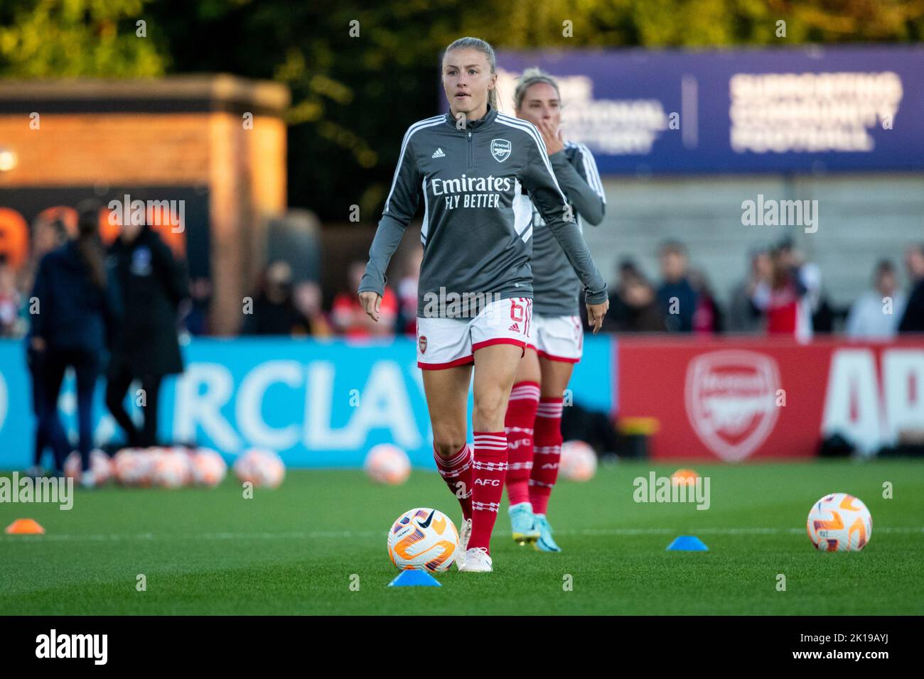 Leah williamson arsenal 2022 hi-res stock photography and images - Alamy