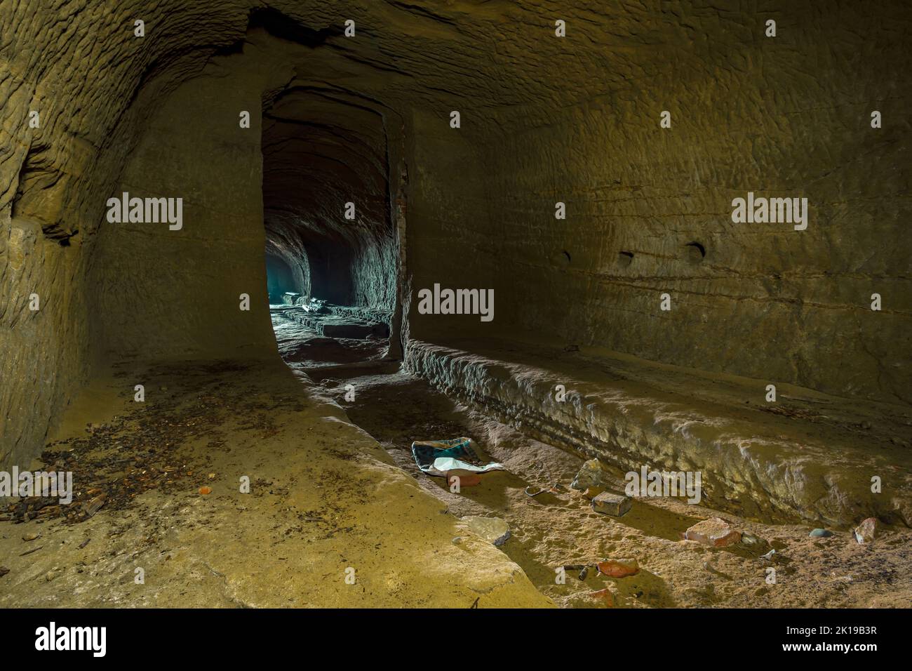 Exploring a experimental mine deep in the woods where coal was once ...