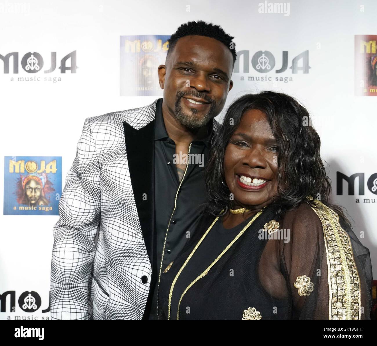 September 14, 2022: LINDA McCRARY and DARIUS McCRARY on the red carpet ...