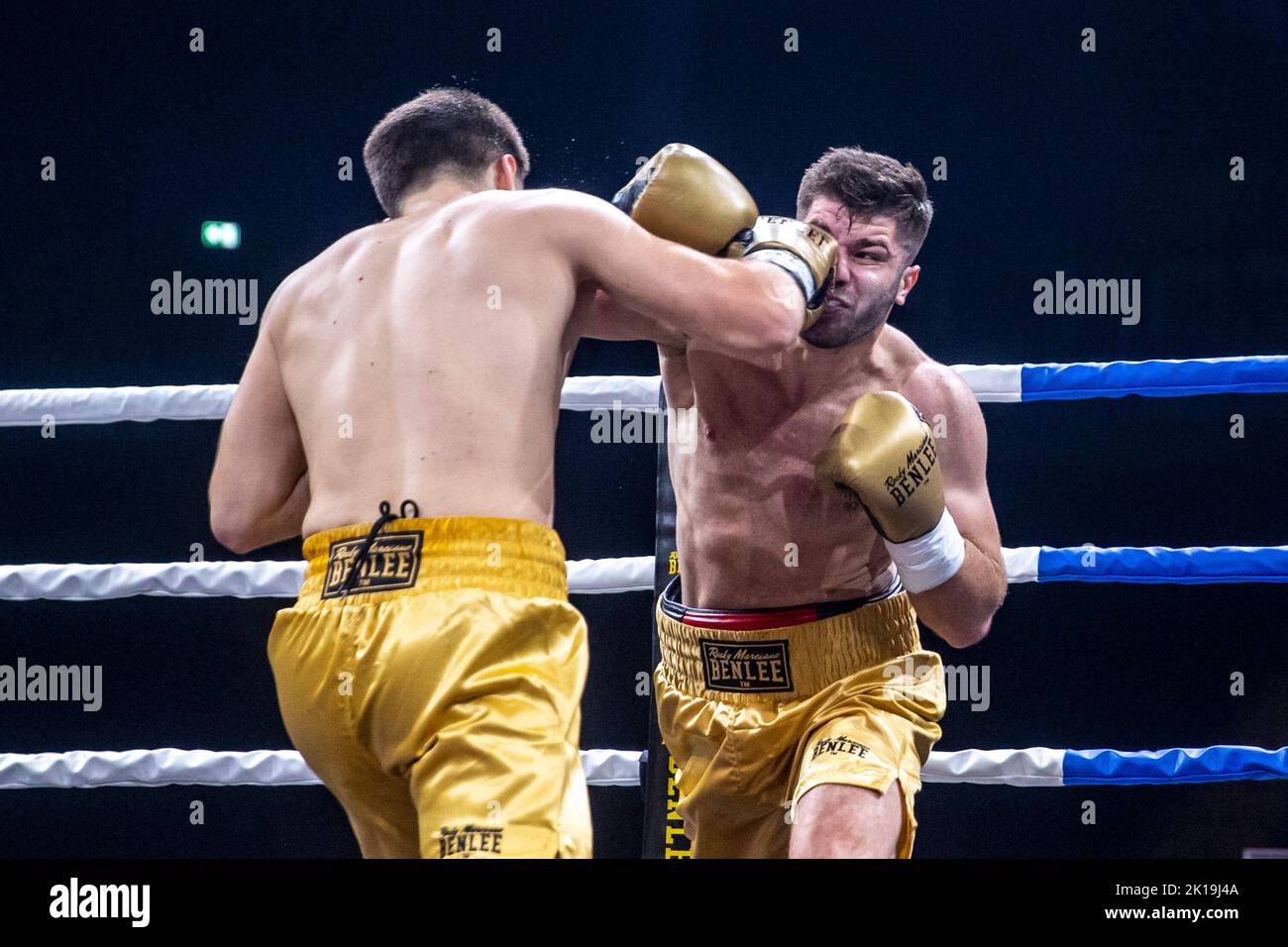 Oberhausen, Germany. 16th Sep, 2022. Gianni Dedic (l) and Edin ...