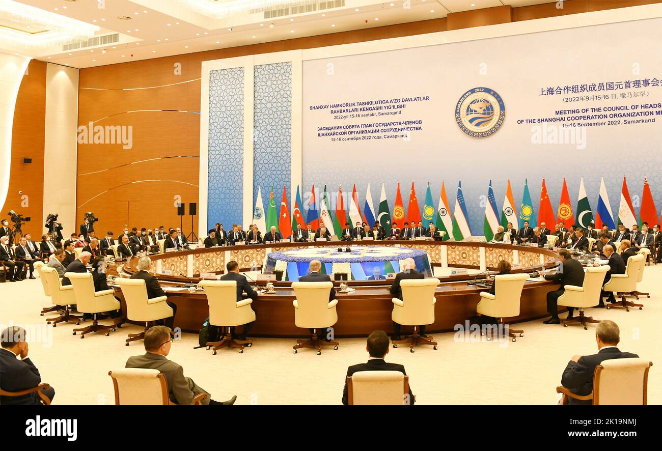 Sco summit samarkand modi putin hi-res stock photography and images - Alamy
