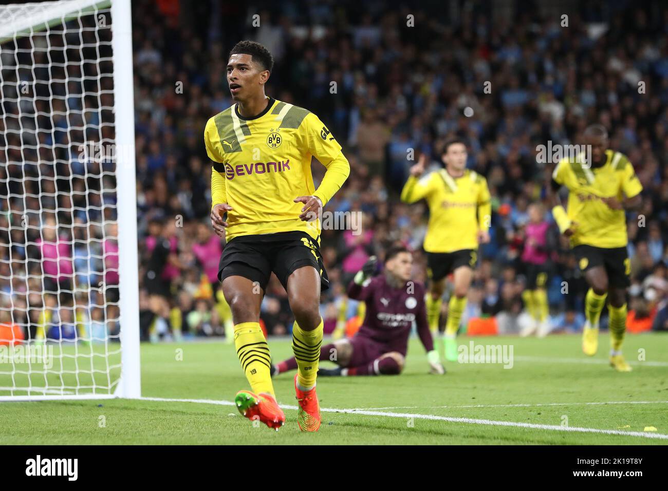 Jude bellingham champions league 2022 hi-res stock photography and ...