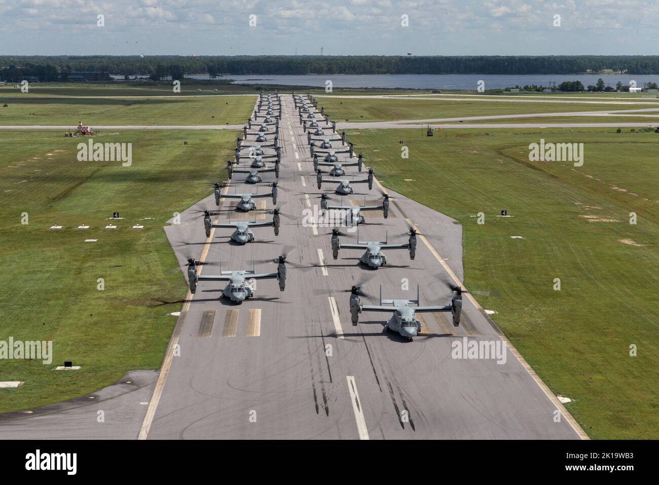 U.S. Marines with Marine Aircraft Group (MAG) 26 prepare to fly MV-22B ...