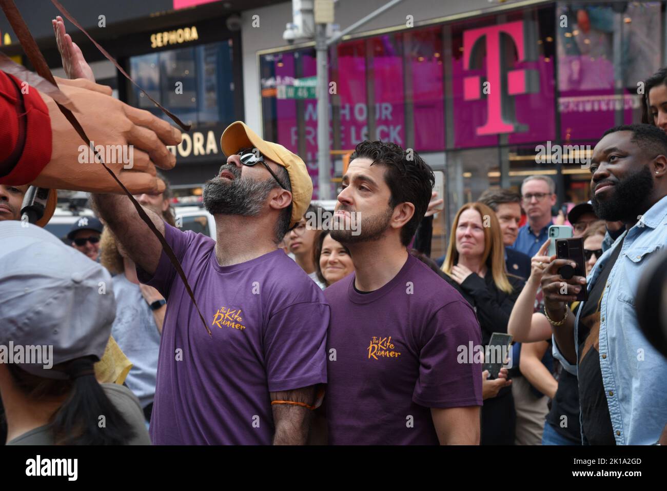 New York, USA. 16th Sep, 2022. Broadway actors interact with Little ...