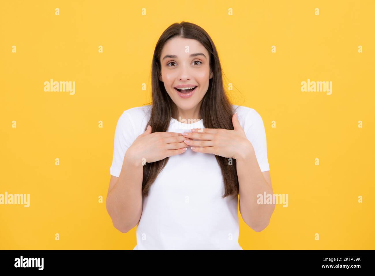 Surprised astonished young woman. Portrait of excited amazed gasping ...