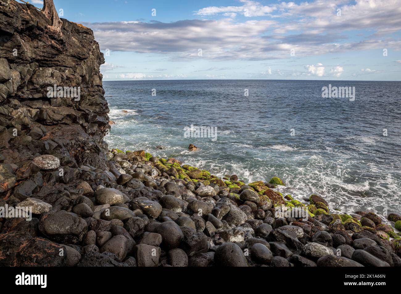 Rocky coast of Cap Mechant, Réunion Island, France Stock Photo - Alamy