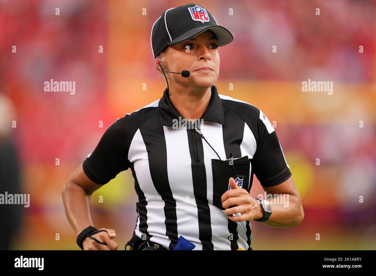 Female officials hi-res stock photography and images - Alamy