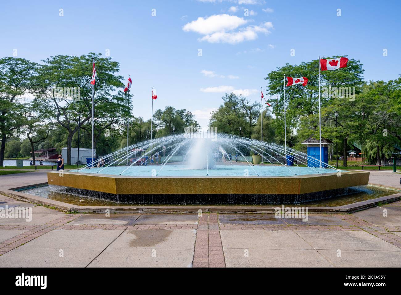Toronto island park hi-res stock photography and images - Alamy