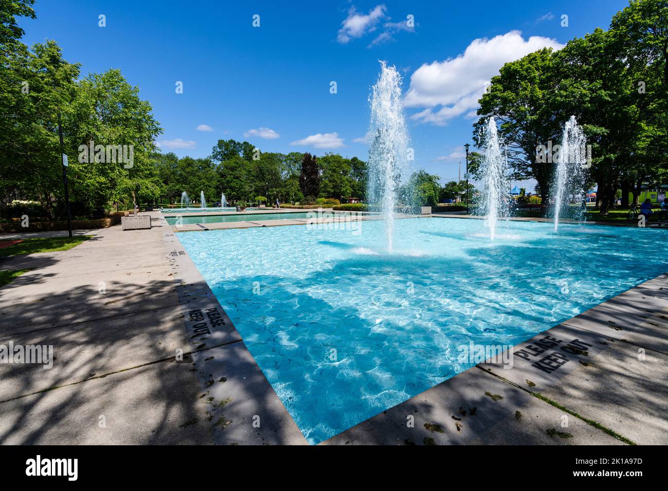 Fountain toronto island hi-res stock photography and images - Alamy